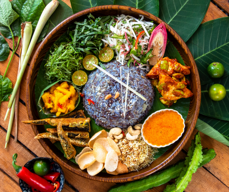 A Quick Guide to Amazing Kelantanese Food - BizTech Times